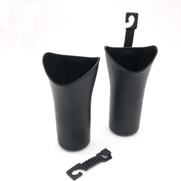 ・折り畳み傘の収納や小物入れ、ごみ箱としても便利な車載カップです。２個セット・ほとんどのドアポケットやカップホルダーにもスッポリ収まります。・ヘッドレスト取付用フック付き。雨の日の傘で車内が濡れたり、車内が汚れたりするのを防ぐことができる優...