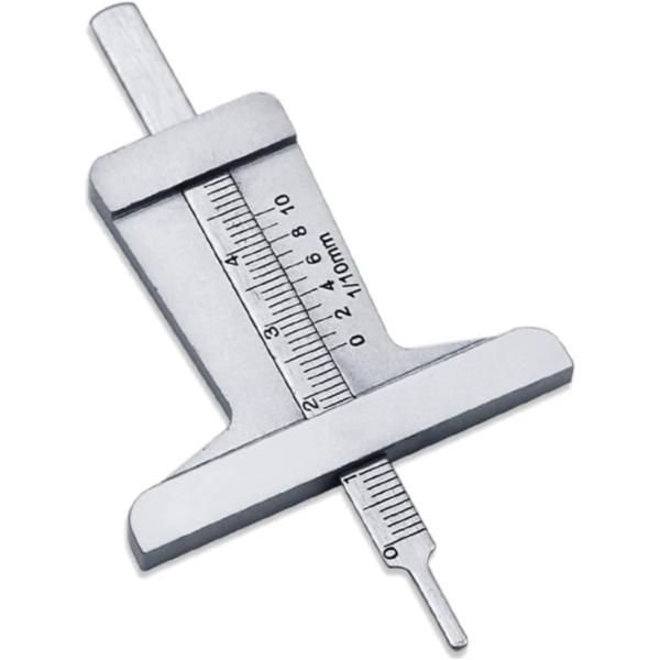 バリエーションコード : 2B4YPR8OSC・タイヤの溝を見やすいメモリで測定できるゲージです。・タイヤの溝がどれくらい残っているか心配になることはありませんか？このタイヤゲージがあれば、簡単にタイヤ溝を計測でき安全に愛車に乗ることができ...