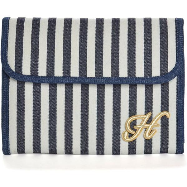 バリエーションコード : 2B65C4WDYI・デニム地にイニシャルがついた 母子手帳 マルチケース です。インディゴ、ストライプに２タイプよりご選択できます。・じゃばら式なので開けやすく、中身もがばっと引き出せるので収納も便利です。カード...