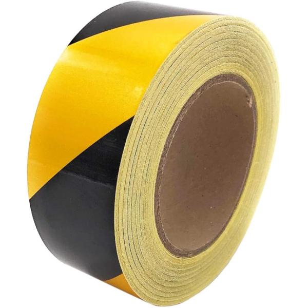 ・危険箇所への表示に役立つ警告テープです。屋内・屋外兼用です。防水・耐候性があります。雨が降っても水の侵入をしっかり防ぎます。・反射機能で昼間はもちろん、夜間も高い視認性があります。・「サイズ」幅5cmx長さ50m ＊屋外でご使用の際、コン...