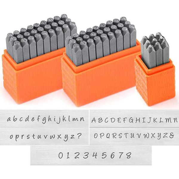 バリエーションコード : 2B6QG6T6XV・アクセサリー、レザークラフト、木工品、DIYなどにおすすめ。ロゴや名前、数字やメッセージを打刻できる刻印セットです。柔らかな手書き風書体のアルファベット大文字と小文字、数字のセットです。・革製...