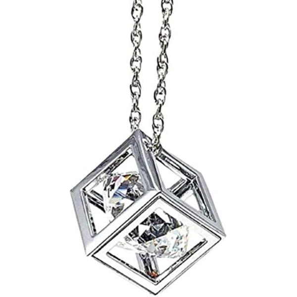 バリエーションコード : 2B6WXO680C・愛車の内装をおしゃれでハイセンスに演出できるキューブデザインのクリスタルアクセサリーです。・光を集めたキラキラとしたクリスタルの輝きは、魔除となり良い気を放ってくれるでしょう。ルームミラー用デ...