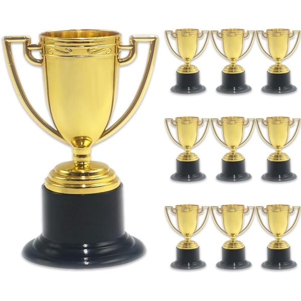 「豪華なミニトロフィーセット」もらって嬉しいミニトロフィー10個セットです。耐久性があり、精巧に作られたゴールドのトロフィーは、ミニサイズながらもエレガントで豪華な雰囲気を演出します。さまざまなイベントや表彰式を盛り上げるサプライズプレゼン...