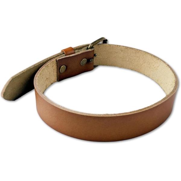 バリエーションコード : 2BJNPP6HGF素材: 牛革　バックル: 真鍮サイズ：全長約49cm x 幅2.4cm（ベルトの穴は5個）、サドルレザー厚み4mmを使用したしっかりした品物となっています。重量: 約50g＊すべて手作業で製作を...