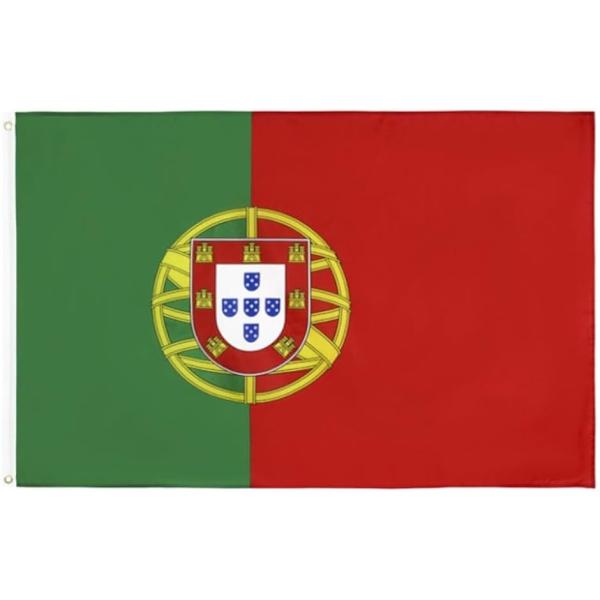 バリエーションコード : 2B9CKSFFFR「使い方いろいろ。存在感のあるハトメ式の国旗」公私ともに様々な使用用途が楽しめる大きめの国旗。ポール取り付け用の金属製通し穴もついているので取り付けも簡単。大きめですがポリエステル製なので軽量で...