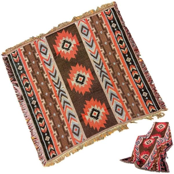 バリエーションコード : 2B9RLU84GS「商品特徴」お洒落キャンパーに人気の民族柄のラグマットです。テーブルクロス、テント内、レジャーシート、ひざ掛けなど、アウトドアで１枚あると便利なアイテムです。「デザイン」チェコのボヘミア地方のジ...