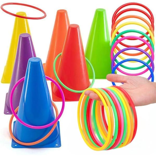 「大勢で楽しめる輪投げセット」家族や友人と集まる場に最適な輪投げセットです。シンプルなルールで、子供から大人まで誰でも楽しめます。イベントやパーティーでは、大勢で遊ぶことで一層盛り上がります。カラーコーンを狙ってリングを投げるだけのゲームは...
