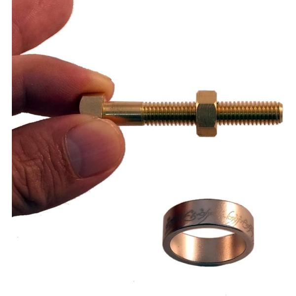 触れずにボルトからナットが外れる不思議なマジック。誰でも簡単に実演出来ますが、インパクトの大きい手品です。新年会・忘年会・歓送迎会などの余興にオススメ。＊特別に手品用の強力磁石指輪（19号）をセットにしています。 もちろん、他のマジックにも...