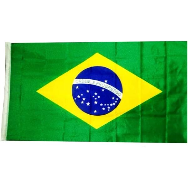 代表応援、スポーツ応援に、観戦に、アピールMAX。，大活躍してくれるブラジル国旗です。特大の国旗ですが、折りたたんで持ち運び出来るので携帯性もマル。軽量で、収納もラクラクです。鮮やかカラーでしっかりとした大きさの国旗なので、スポーツ応援で使...