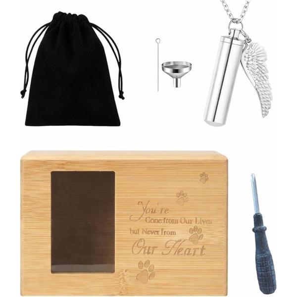 バリエーションコード : 2BR0GV6449「いつもそばに感じられるセット」 大切な存在を身近に感じられるメモリアルボックスとメモリアルペンダントのセットです。お部屋でそっと見守る形と、外出先でも身につけられる形の両方で寄り添える構成。日...