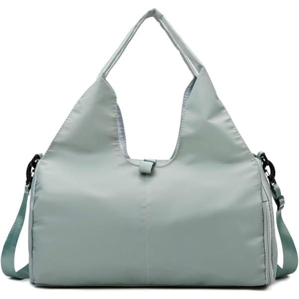 バリエーションコード : 2BR4T6KJHD「デザイン・形状」 シンプルなボストン型で、ヨガやジム通いの移動に合わせやすいデザイン。手持ちとショルダーの2WAYで、荷物量や移動手段に合わせて使い分けできます。「収納構造・内部レイアウト」 ...