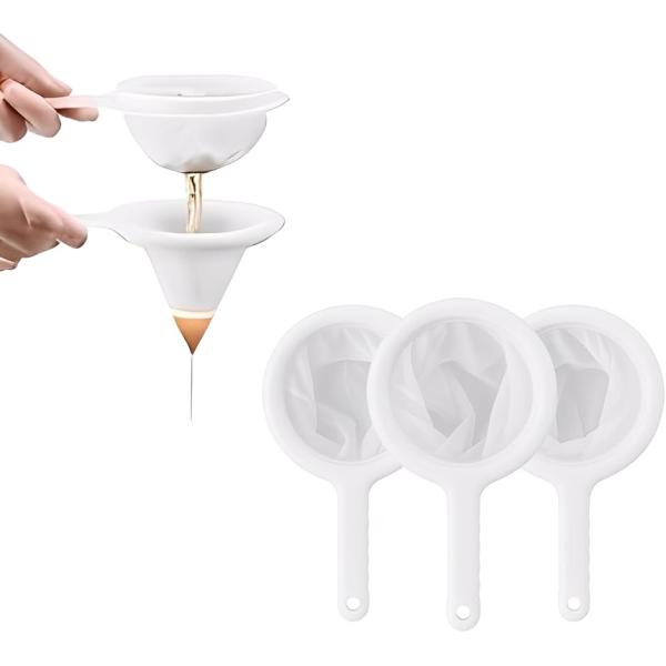 3種類の網目サイズで多用途に対応 本フィルターセットは、100目・200目・400目の3種類の高密度メッシュを組み合わせた観賞魚飼育用アイテムです。網目サイズごとに用途を選べるため、ミジンコ・ブラインシュリンプ・ゾウリムシなどの生餌分離や稚...