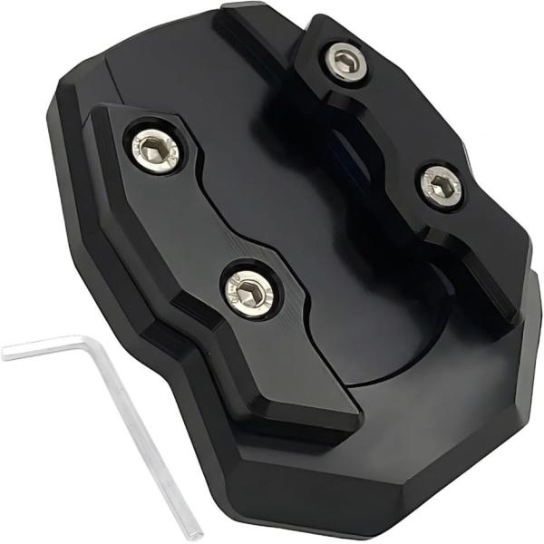 バリエーションコード : 2BRPUQH16V「足場が悪い土の上でも、ためらわずに駐車できますか？」 ツーリングやキャンプで訪れる、山のふもとや海辺の駐車場。足場が未舗装の土や砂利になっていることがあります。細い純正のスタンドが地面に沈み込...