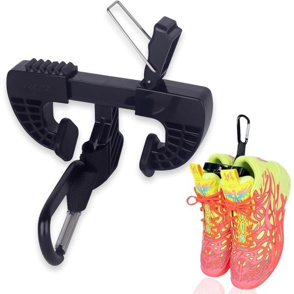 ＊幅広い靴に対応できるクリップ構造 スニーカー、バスケットシューズ、ブーツ、作業靴など幅広いタイプの靴に対応する固定クリップ。アウトドアやスポーツ後の靴を簡単に挟んで持ち運べます。＊バッグやリュックに簡単取り付けできる設計 クリップをバック...