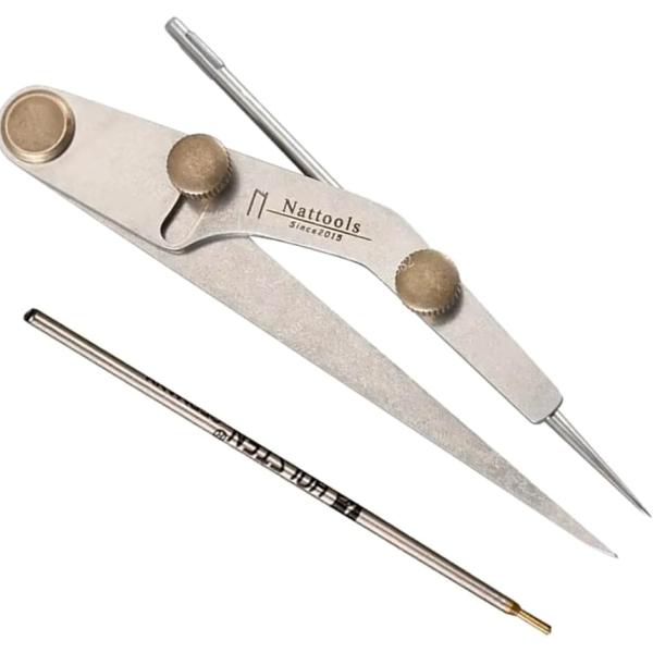 バリエーションコード : 2BU15WKUOPレザークラフトで便利な銀ペンコンパスです。ヘリの糊代や漉きのガイドラインを均一に引くのに便利です。構造がシンプルで操作が簡単なので、初心者でも使用スキルを習得できます。錆びにくく、高度が高く、し...