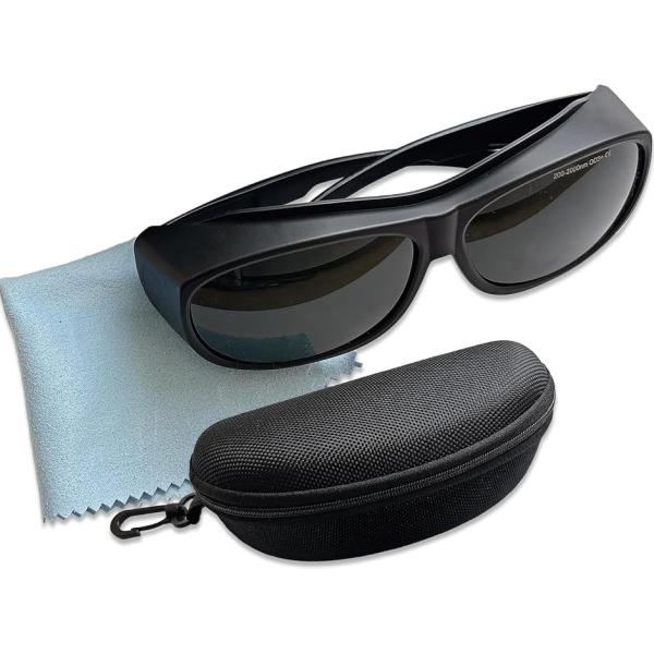 「大切な目を守る安心設計」光の刺激をしっかり防ぐ構造で、脱毛時のまぶしさを軽減しながら肌への影響も抑えることができ、長時間の使用にも安心です。「軽量ケース付き」専用ケースが付属しているため持ち運びに便利で、外出先や収納時にも傷や汚れを防ぎな...