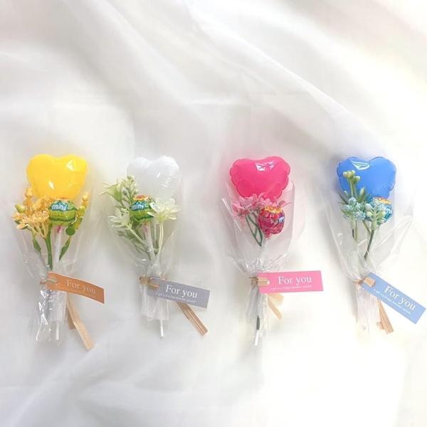 バリエーションコード : 2BU5CK1HVQ「Candy Flower March」手のひらサイズのプチキャンディブーケ/4色展開・キャンディ付き・カラフルバルーン5センチほどの大きさのバルーンにチュッパチャプスがついた、手のひらサイズの...