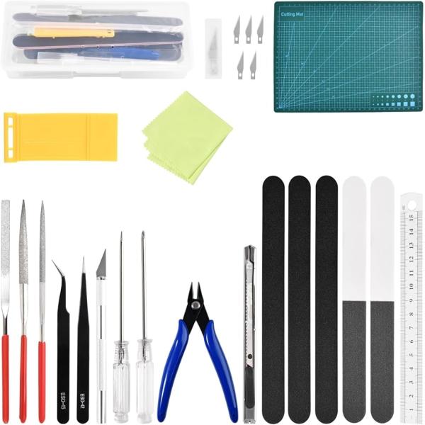 「組み合わせの詳細」 ペンナイフ1本、スペアブレード5本、カッティングプライヤー1本、ピンセット2本、サンディングストリップ3本、スチール定規1本、ナイフ1本、ポリッシングロッド5本、イエロースプリッター1本、ポリッシングクロス1枚、セルフ...