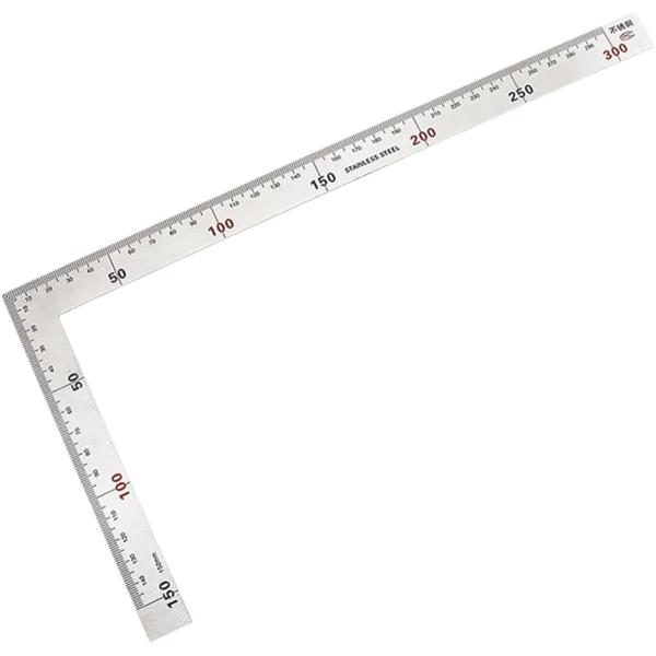 「正確な直角を測れるL字定規」15x30cmサイズの直角定規で、木材や金属の切断・加工における90度測定が簡単に行えます。ステンレス製で反りにくく、長辺・短辺いずれの角度確認にも対応可能。白い目盛りで視認性も高く、作業効率が向上します。「両...