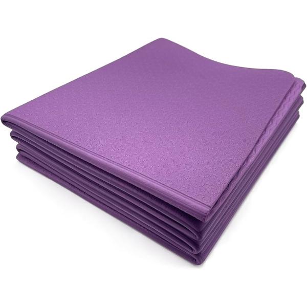 バリエーションコード : 2BUIP3QXQNカラーバリエーションはパープルとブラックの2色展開。シンプルで落ち着いたカラーは、ヨガやストレッチ、ピラティスなど幅広いシーンにマッチし、男女問わずお使いいただけます。マットにできる折り目ライン...