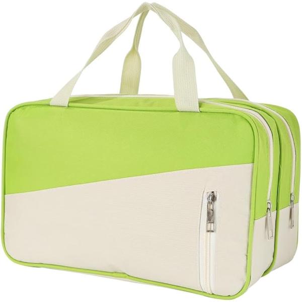 バリエーションコード : 2BUKUQCI06「通学・通園に便利な多用途バッグ」 水泳の授業やスイミングスクールはもちろん、体操服入れや通園バッグとしても活躍する汎用性の高いデザイン。学校や幼稚園への持ち運びに適したサイズ感と構造で、毎日の...