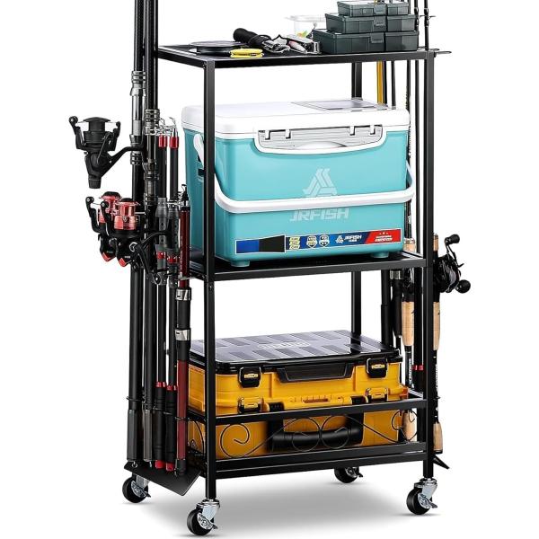 「多様な釣り道具や収納ボックスに対応」PANCYロッドスタンドは、3段の大容量設計を採用しており、さまざまな釣り道具や収納ボックスを簡単に収納できます。大型の釣り具から小さなアクセサリーまで、多くのアイテムをしっかりと整理できるため、釣り好...