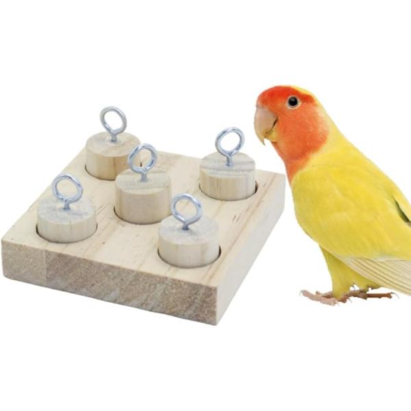 「小鳥用多機能おもちゃ」オウムやインコなど中・小型鳥用の、知育や訓練・歯のケアが同時にできる多機能おもちゃです。愛鳥の健康を考えた設計です。型にはめる・出す、つつく、引っ掛けるなど様々な遊びができます。「高品質で多機能」高品質の天然木で作ら...