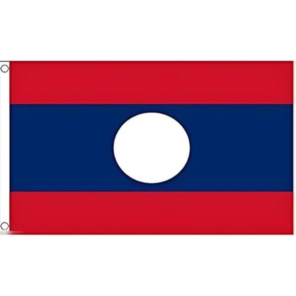 バリエーションコード : 2B9CKSFFFR「使い方いろいろ。存在感のあるハトメ式の国旗」公私ともに様々な使用用途が楽しめる大きめの国旗。ポール取り付け用の金属製通し穴もついているので取り付けも簡単。大きめですがポリエステル製なので軽量で...