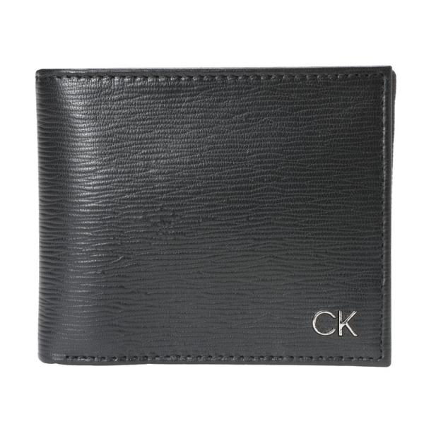 Calvin Kleinは、1968年設立のアメリカ発のミニマルでモダンなファッションブランドです。シンプルで洗練されたデザインの二つ折り財布です。上質なレザーを使用し、表面のワンポイントロゴがアクセントになっています。コンパクトなサイズ感...