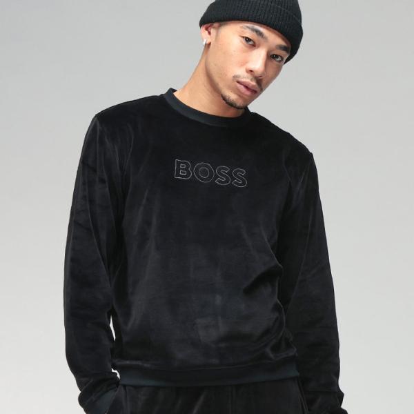 爆買 ベルベットのような光沢を纏う ヒューゴボス トレーナー。ヒューゴボスから、リラックス感とラグジュアリーを両立させたクルーネックトレーナー。柔らかく、微光沢のあるベロア調の素材を採用し、定番のアイテムをドレッシーな印象に昇華させています...