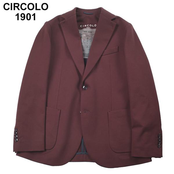 Circolo 1901は、イタリア発の快適でエレガントなメンズウェアブランドです。快適さとエレガンスを兼ね備えた一着。高品質なストレッチ素材を使用し、柔軟性と動きやすさを実現。シングルボタンのデザインがシンプルながらも洗練された印象を与え...