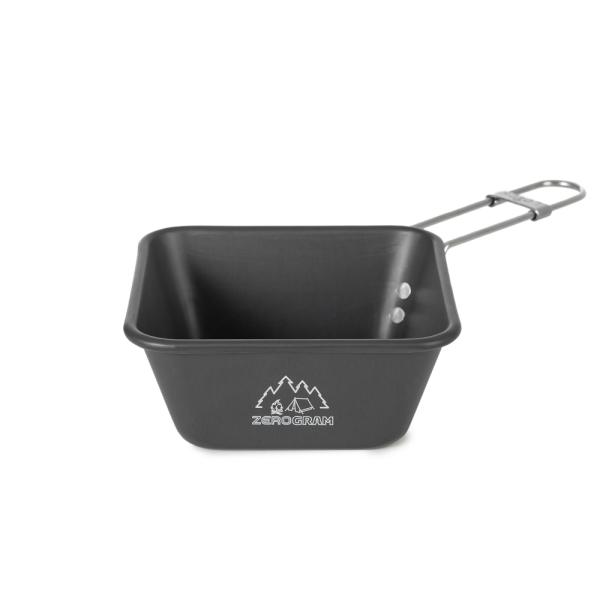 Ramen Pan シリーズのスクエア型シェラカップ 300mL。液だれしづらく飲みやすい角度を計算した台形スタイル。既存のRamen Panシリーズとスタッキング可能。登山やバックパッキング、ソロキャンプなどにおすすめです。【SPEC】材...