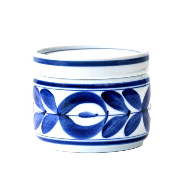 【商品概要】サイズ:直径9×高さ7.5cm本体重量:250g素材・材質:磁器原産国:日本容量:300ml【商品説明】【商品詳細】ブランド：西海陶器(Saikaitoki)商品種別：保存容器・キャニスター商品名：西海陶器波佐見焼 ストッカー(...