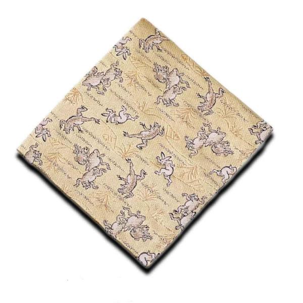 【商品概要】茶道用の古帛紗です。裏千家のお点前で使用します。京都の西陣織です。【商品説明】■ 商品名：古帛紗　お稽古用 <br> ■ 生地：交織 <br> <br> ※裂地の取り方により、写真と模様が多少...