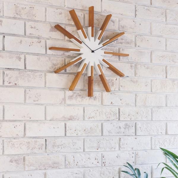 商品詳細サイズ幅440×高さ440×奥行35(mm)重量1.2kgカラーホワイト、ブラック材質ポリレジン、木付属品仕様スイープムーブメント備考壁掛け用木ネジ付/単3電池(別売)【爆買 ポイント利用 ポイント消化】