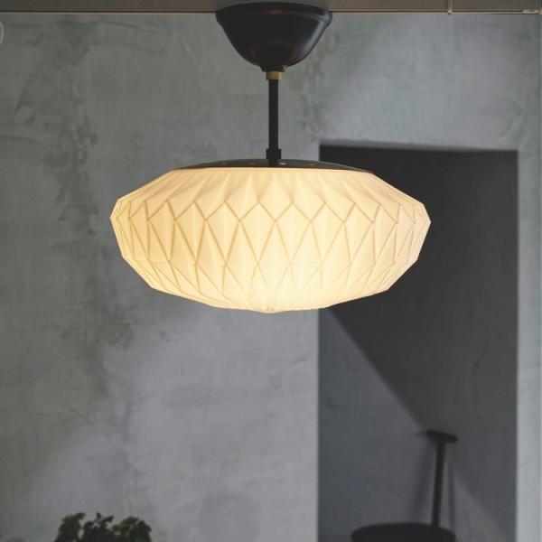 商品詳細サイズφ375×高さ335(mm)セード: φ375×高さ195(mm)シーリングカップ: φ140(mm)重量3.7(kg)カラーブラック、ゴールド材質ガラス、スチール付属品-仕様取付方法：引掛けシーリング式壁スイッチ(点灯→消灯...