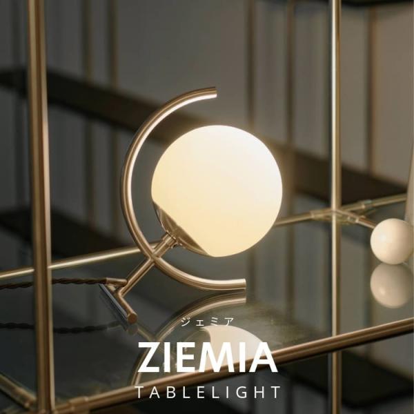 サイズ本体：幅180×高さ225×奥行き150（mm）シェード：直径135（mm）コード：2100（mm）重量0.8（kg）カラーシルバー材質スチール、ガラス、アルミ付属品電球なし仕様口金サイズ：E17/40W×1まで対応（LED電球対応）...