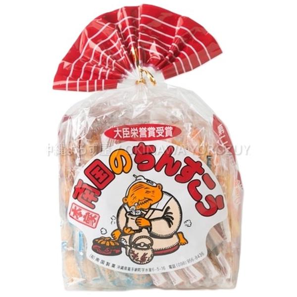 沖縄直送！「沖縄よろず屋」がお届けする、沖縄の伝統菓子ちんすこうの4種類詰め合わせ2袋セットです。トロピカルなパインとココナッツ、定番の黒糖、人気のチョコチップを一度に楽しめる贅沢なセット内容となっております。サクサクとした軽い食感と、それ...