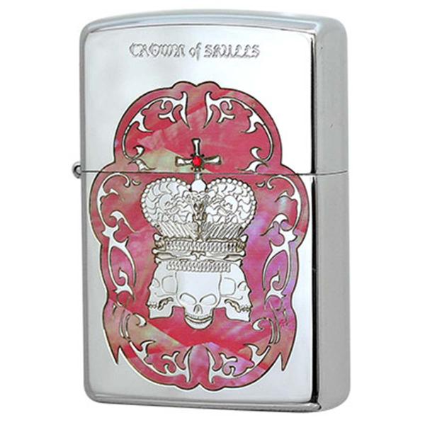 人気のシェル（天然貝）柄とスカルのコラボレーションZIPPO！シェル柄は、同じ模様は一つとしてなく『美しく、繊細な模様』は人の手では作れません。自然界がもたらした最高の素材です。美しい天然貝の輝きの中心にスカルが映えます。緻密なアラベスク模...