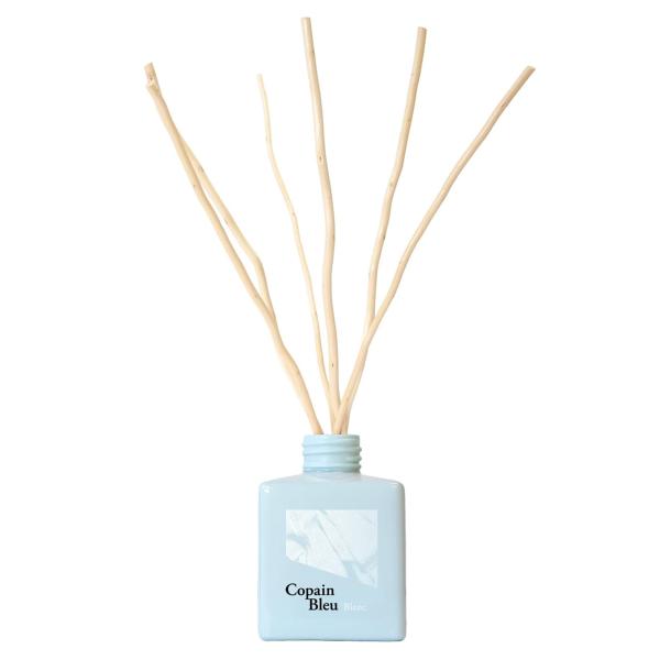 copain（コパン）・・・・フランス語で友達や仲間、相棒を意味する言葉。CopainBleuは、しなやかで丈夫なデニム生地をイメージした、ルームフレグランスブランド。タフな時代を生きるための、相棒のような存在です。日々の暮らしを支える、ク...