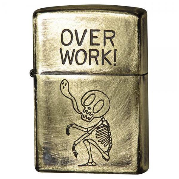 【 Funny Skull 】ファニースカル   もちろん新品ですがわざとキズをつけてユーズド感を出した無骨なZIPPOに、コミカルなスカルたちが刻印され、見た人が力が抜けてプッと笑える作品。でも実は大切なメッセージが込められているのです！...