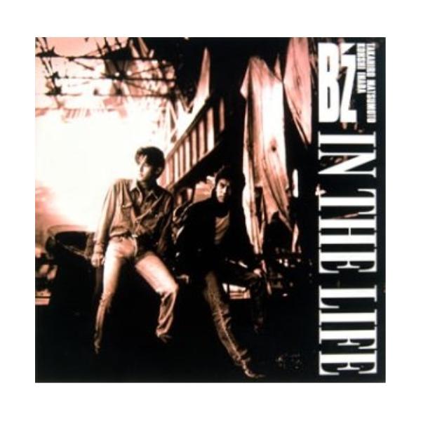 【発売日：1991年11月27日】B'z (ビーズ びーず)1991年11月27日 発売5枚目の本作は、先行シングル「ALONE」を収録した全10曲。「快楽の部屋」「WILD LIFE」のようなロックナンバーから『もう一度キスしたかった』の...