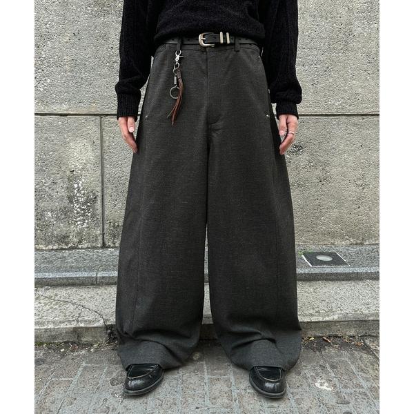 『セール実施中』ZOZO問い合わせ番号:101021123ショップ:kutir，クティールブランド:kutir，クティール商品名:STUDS BARREL RACK WOOL LIKE SLACKS／スタッズバレルレックウールライクスラック...