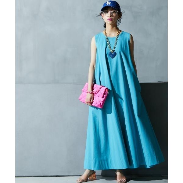 参考価格：5，490円発売時期：2023年05月コンディション：B（目立つ使用感なし）使用感が少ない、または気にならないアイテム全体的：色あせ参考商品名：大きいサイズ 綿100％ノースリーブカラーフレアマキシワンピース GEVS.参考品番：...