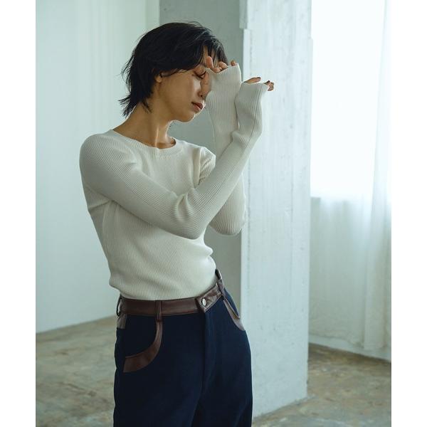 『タイムセール実施中』参考価格：5，500円発売時期：2023年08月コンディション：C（やや使用感あり）使用感があり、やや気になる傷や汚れがあるアイテム全体的：毛玉袖口・首周り：汚れ参考商品名：【Abor】クルーネックリブニットプルオーバ...