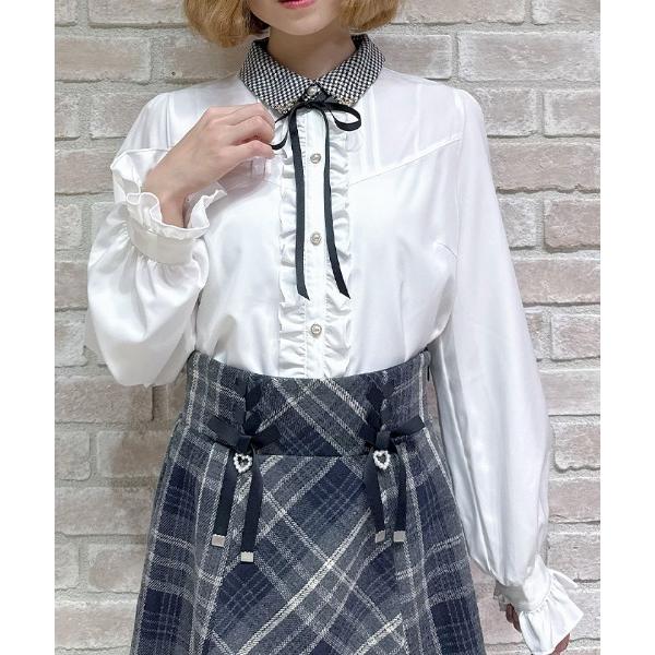 『セール実施中』ZOZO問い合わせ番号:101091625ショップ:axes femme，アクシーズファムブランド:axes femme POETIQUE，アクシーズファムポエティック商品名:金具使い襟ＢＬカテゴリ:トップス>シャツ/...