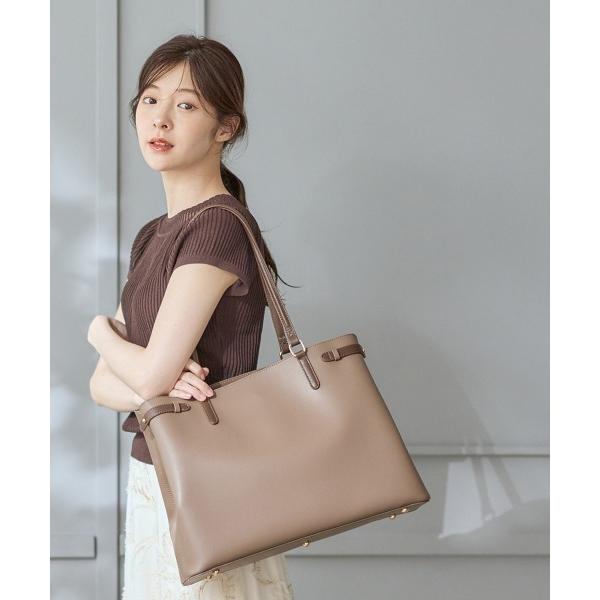 ZOZO問い合わせ番号:101091637ショップ:12Twelve Agenda，トゥエルブ アジェンダブランド:12Twelve Agenda，トゥエルブ　アジェンダ商品名:大容量配色ベルトA4バッグカテゴリ:バッグ>トートバッグ...