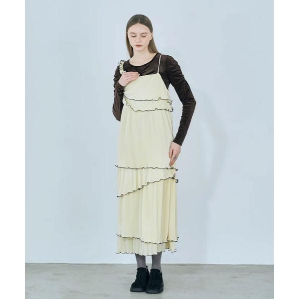 ZOZO問い合わせ番号:101092068ショップ:merrylatte，メリーラテブランド:merrylatte，メリーラテ商品名:asymmetry mellow tiered one-pieceカテゴリ:ワンピース/ドレス>ワン...