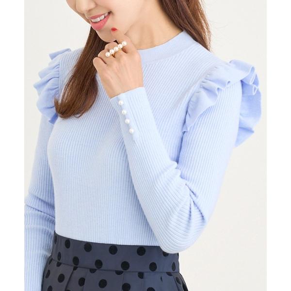 『セール実施中』参考価格：9，790円発売時期：2023年01月コンディション：D（傷・汚れあり）傷や汚れがあるが使用には問題ないアイテム全体的：毛玉前身頃：汚れ参考商品名：ショルダーフリル 袖パール ニット Prima Scherrer参...