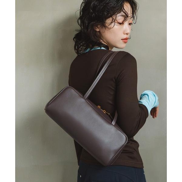 ZOZO問い合わせ番号:101132802ショップ:UNITED BASE，ユナイテッドベースブランド:LA MARGE，ラマージ商品名:「LA MARGE」「500mlペットボトル収納可能」スクエア レザー ボストンバッグカテゴリ:バッグ...